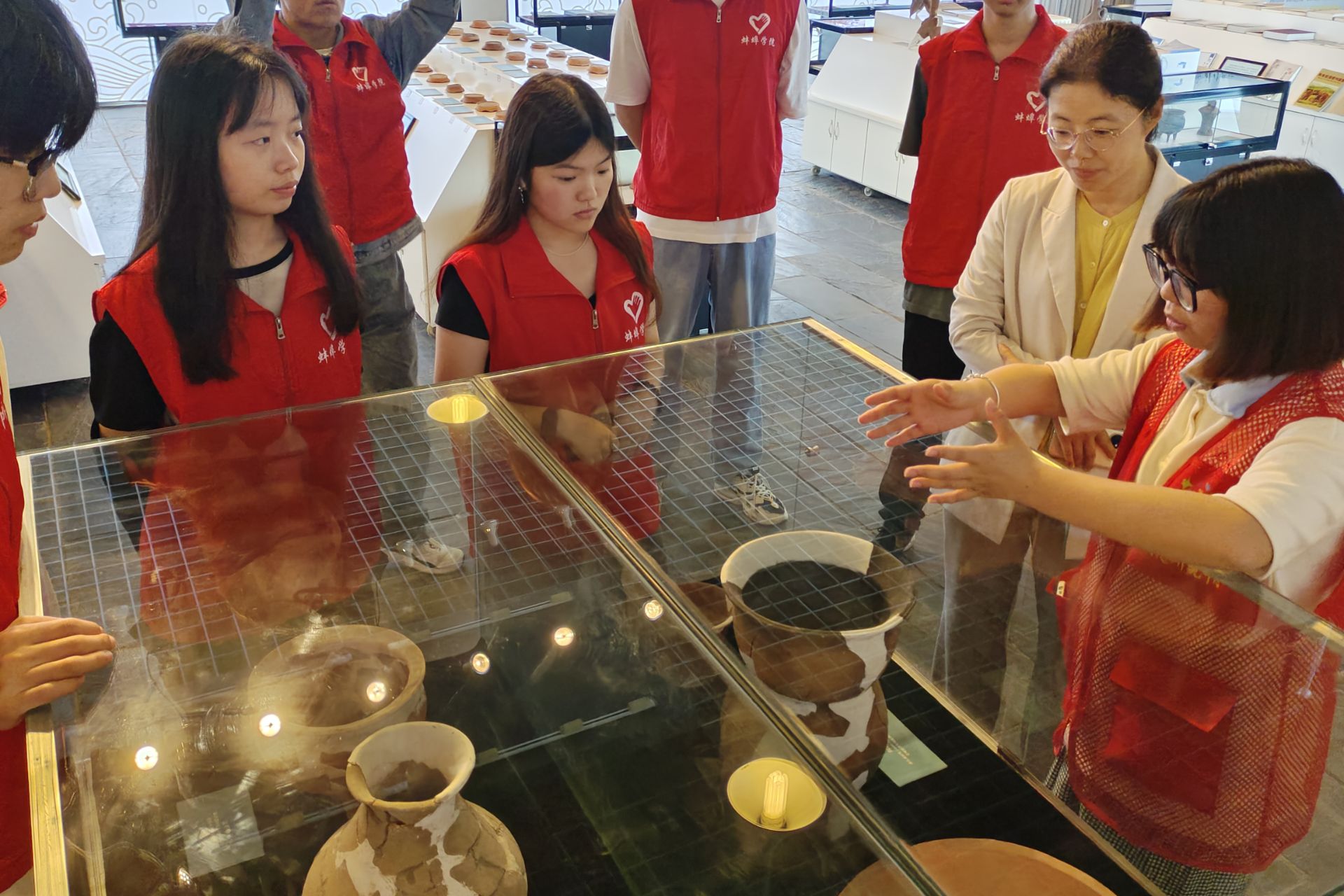 蚌埠市“水文化”与新质生产力融合机制研究课题组来参观淮河文化展览馆